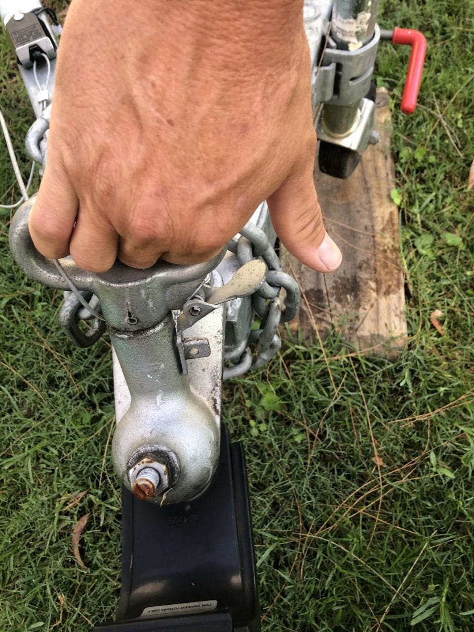 Connecting Your Trailer to Your Vehicle - RVSafe