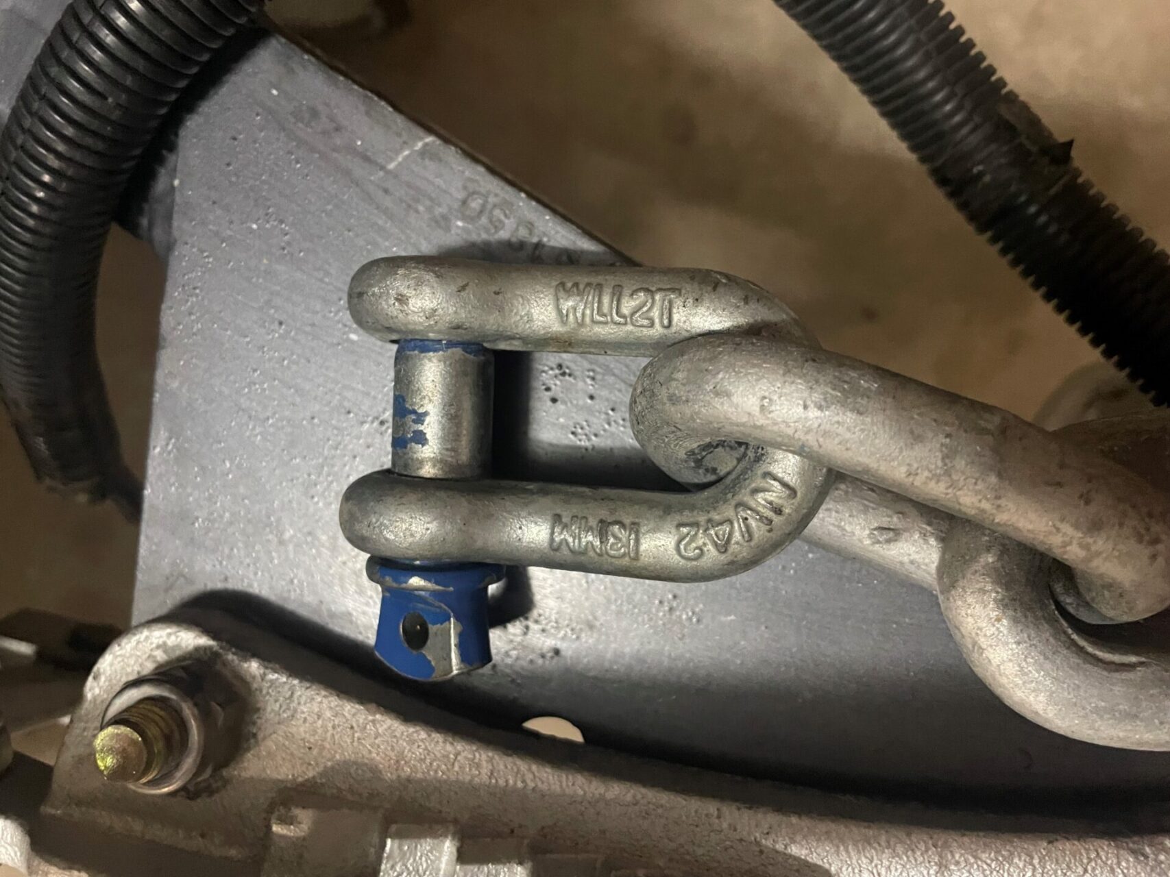 Safety Chains & Shackles for Towing - RVSafe